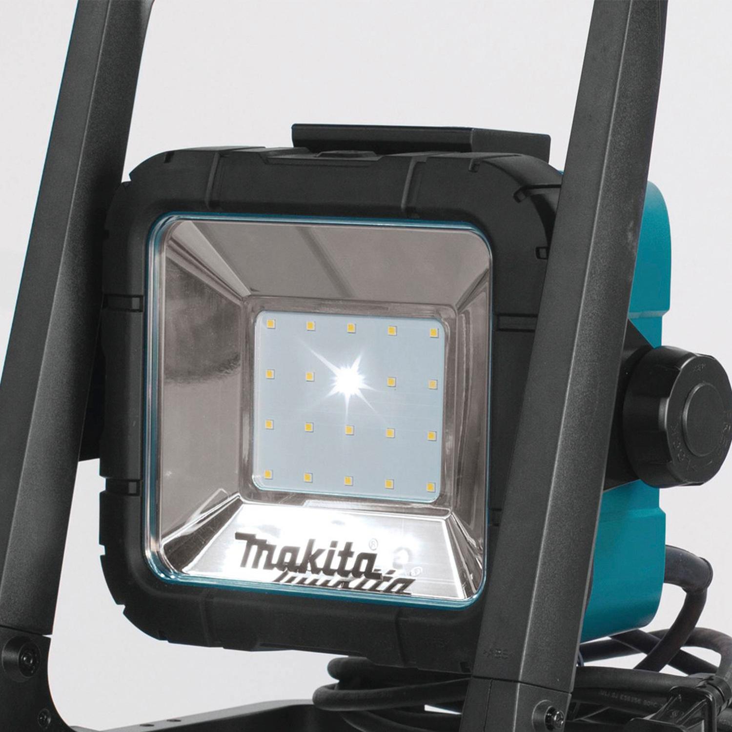 LINTERNA REFLECTOR LED INALAMBRICA 18V DML805 MAKITA AC/DC