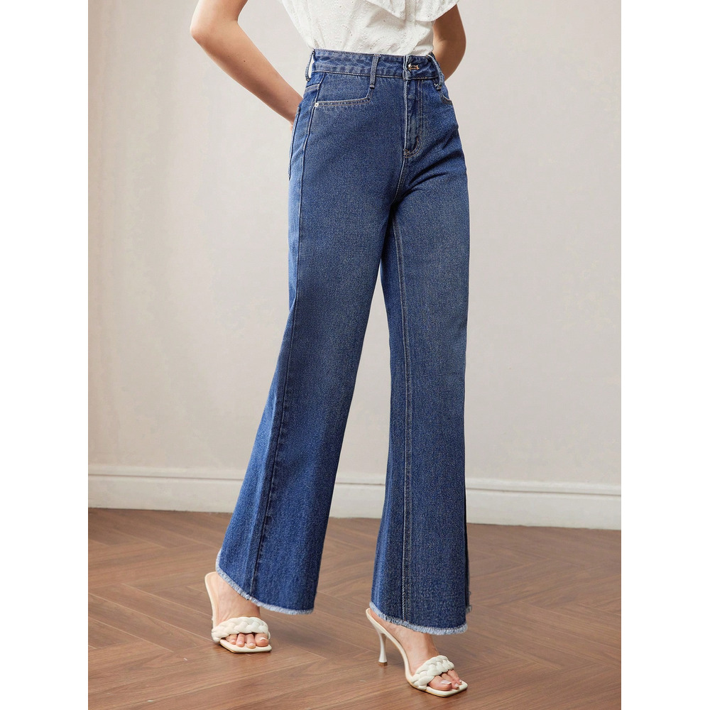 Ripley - MOFT JEANS ACAMPANADOS CON ACABADO DESHILACHADO PARA MUJER