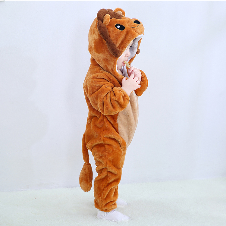 Ripley - DISFRAZ UNISEX MICHLEY ONESIE BEBÉ ANTIALERGICO LEONCITO