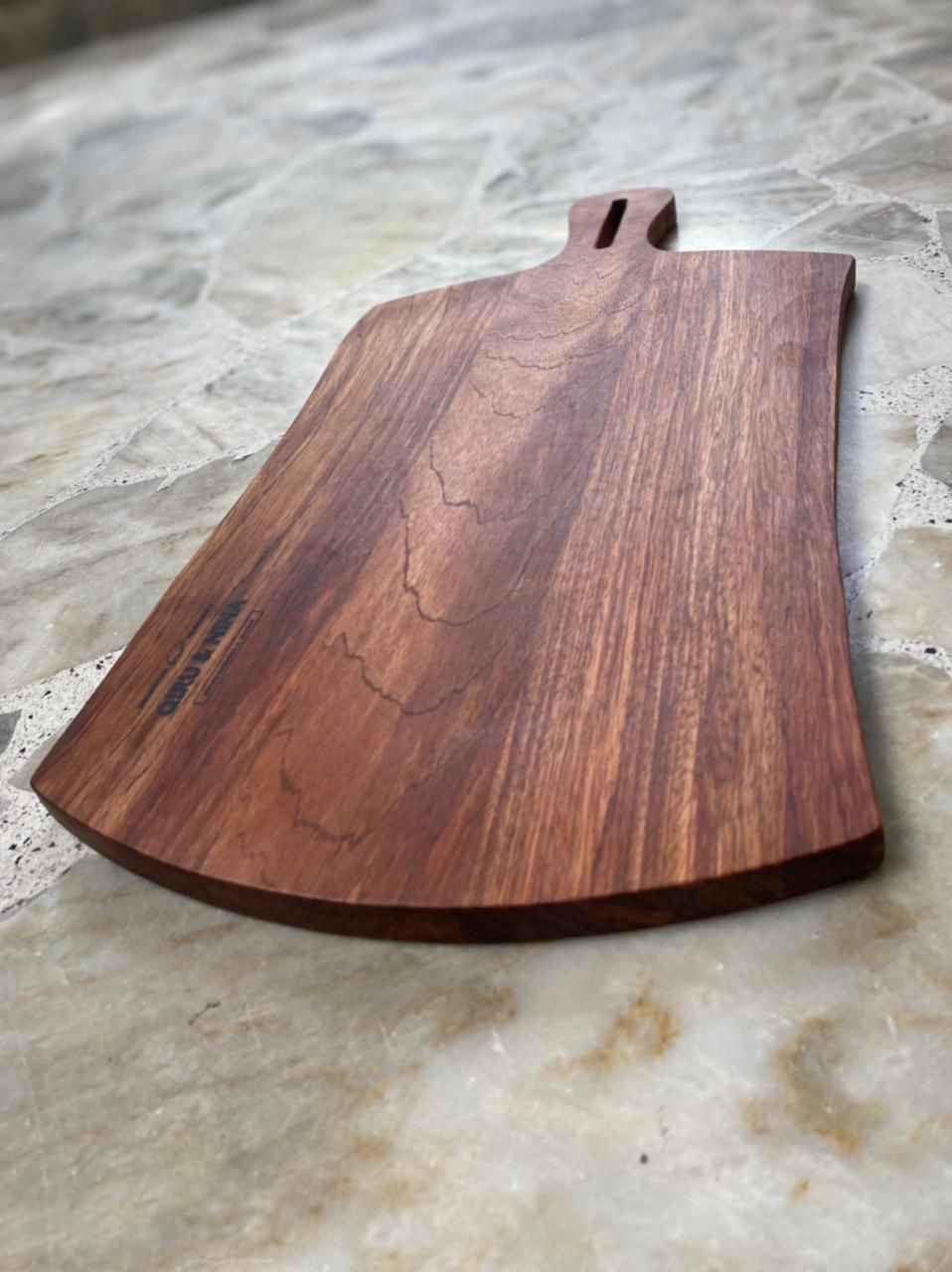 Ripley - TABLA DE QUESOS RECTANGULAR XL QIRU Y NINA DE MADERA