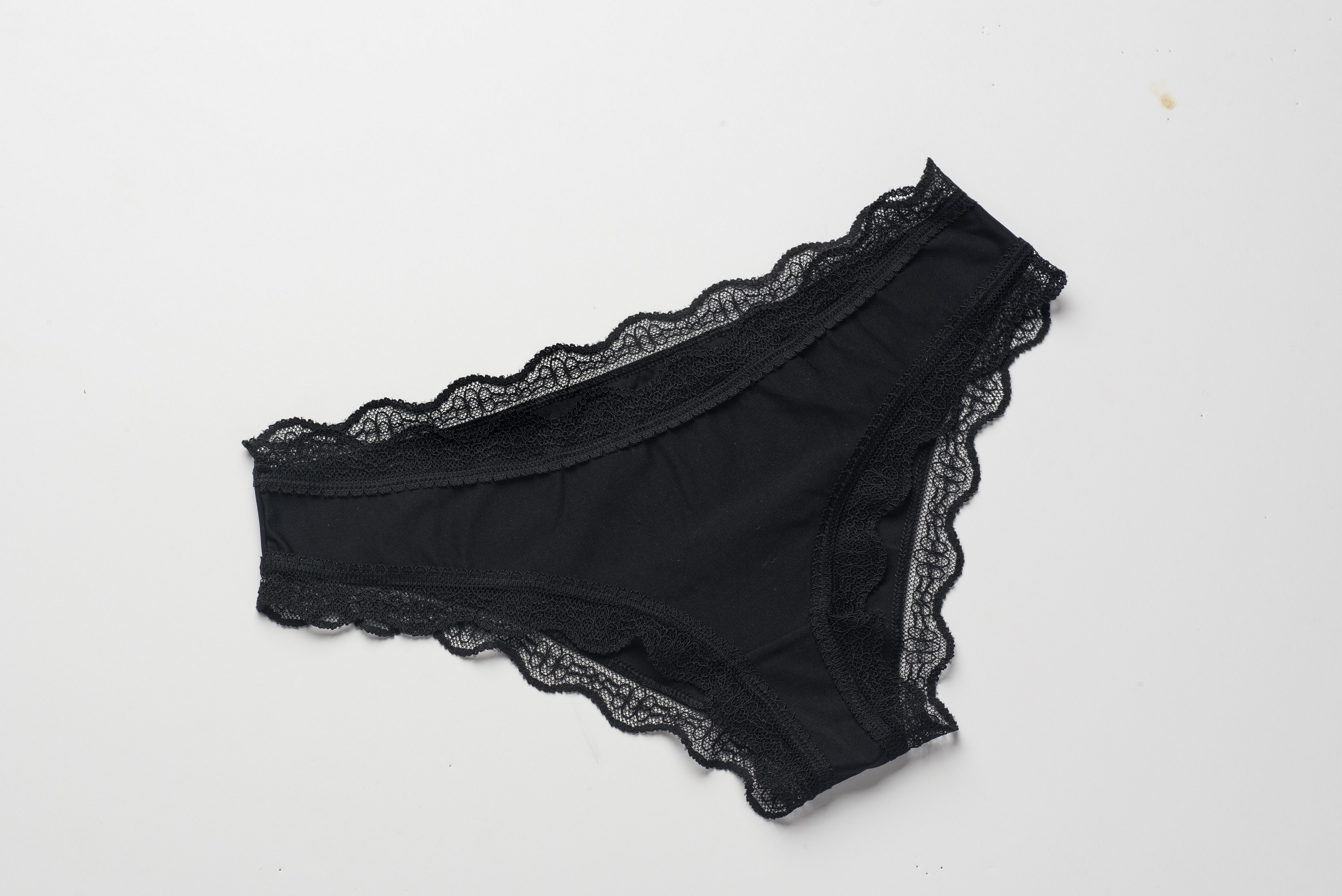 CALZÓN MUJER MAGIC WOMAN ARLET CACHETERO SIN ELÁSTICOS
