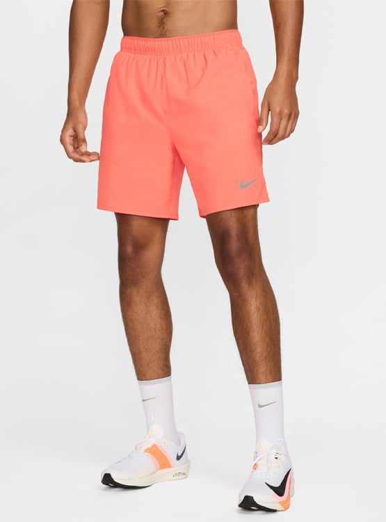 Ripley - SHORT RUNNING HOMBRE NIKE CHALLENGER DV9359-643 NARANJA