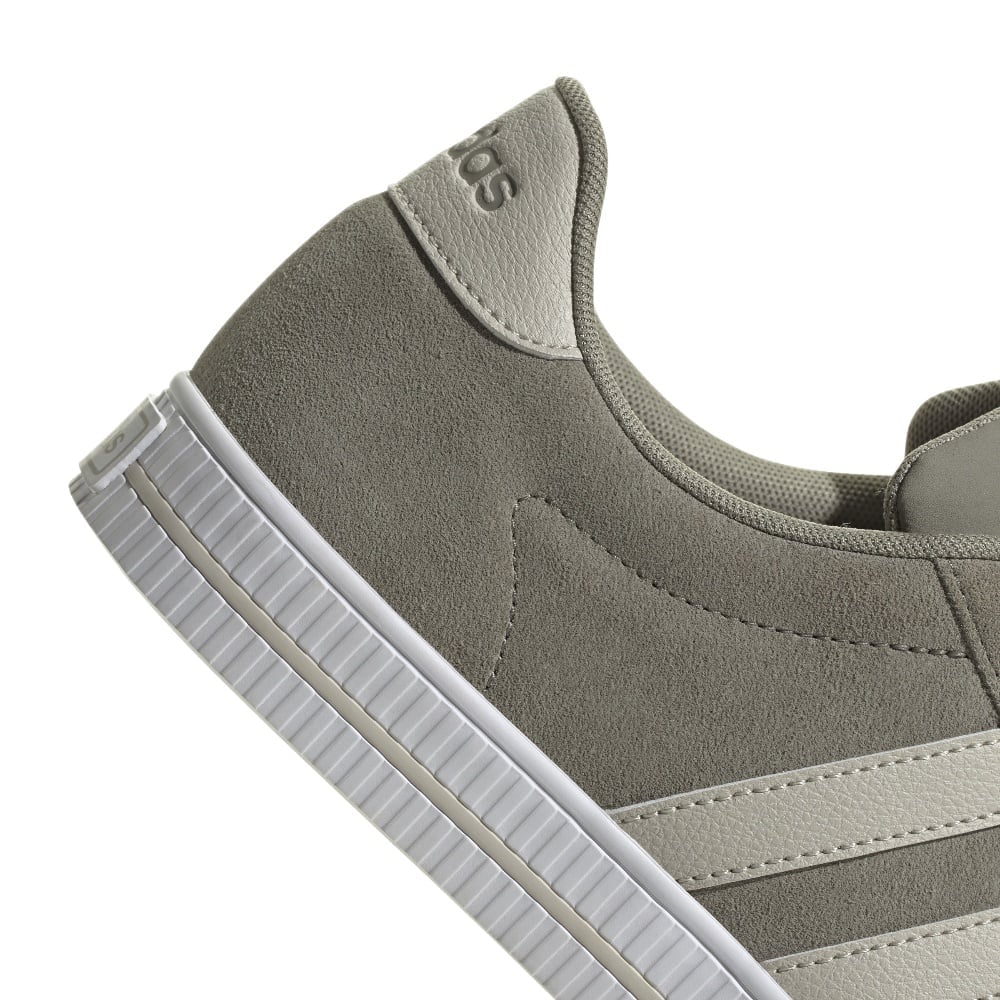 Ripley - ZAPATILLAS HOMBRE ADIDAS URBANAS GRIS DAILY 3.0 CUERO